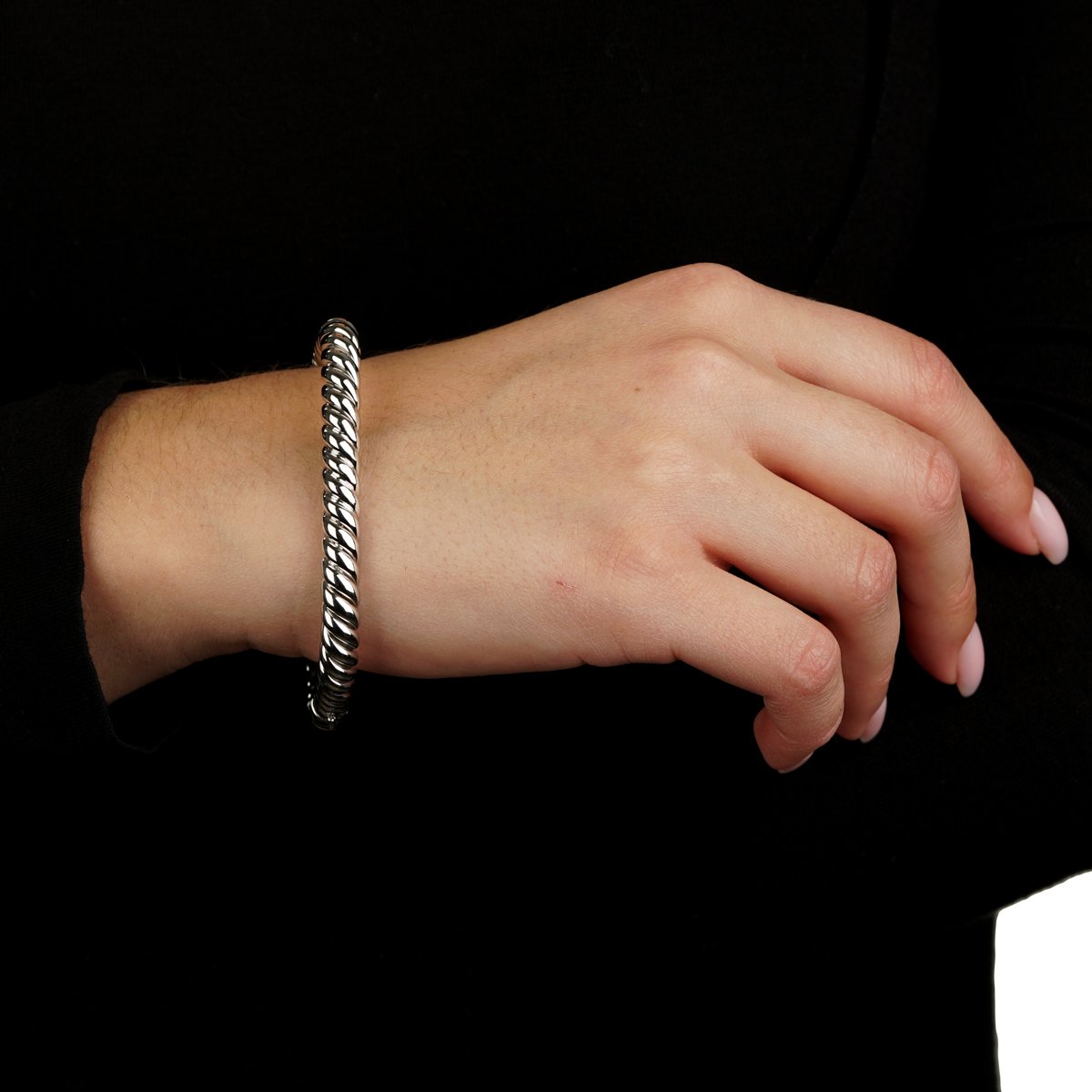 Van Cleef Arpels Braided White Gold Bangle Bracelet – Opulent Jewelers